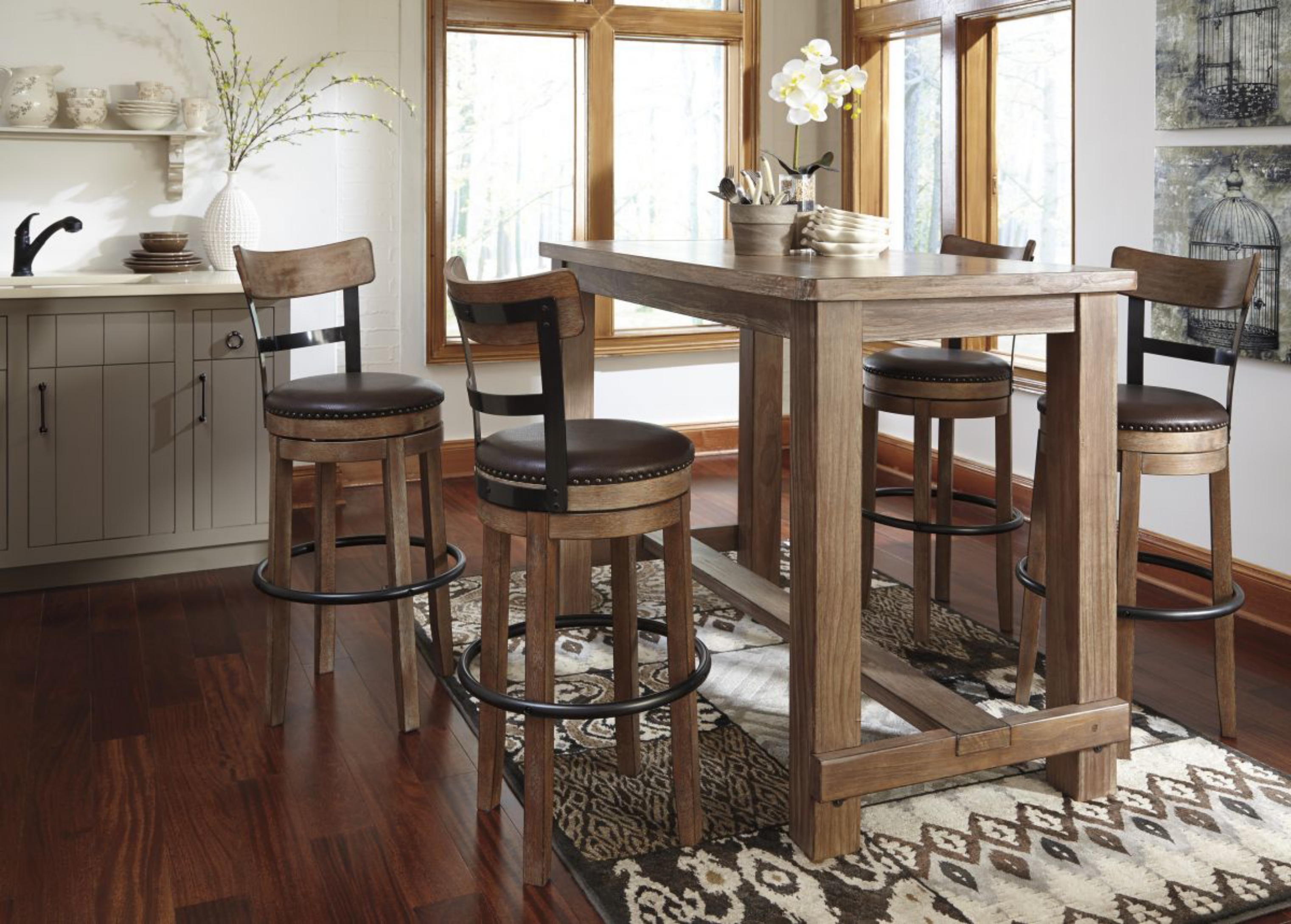 Pinnadel Bar Height Barstool