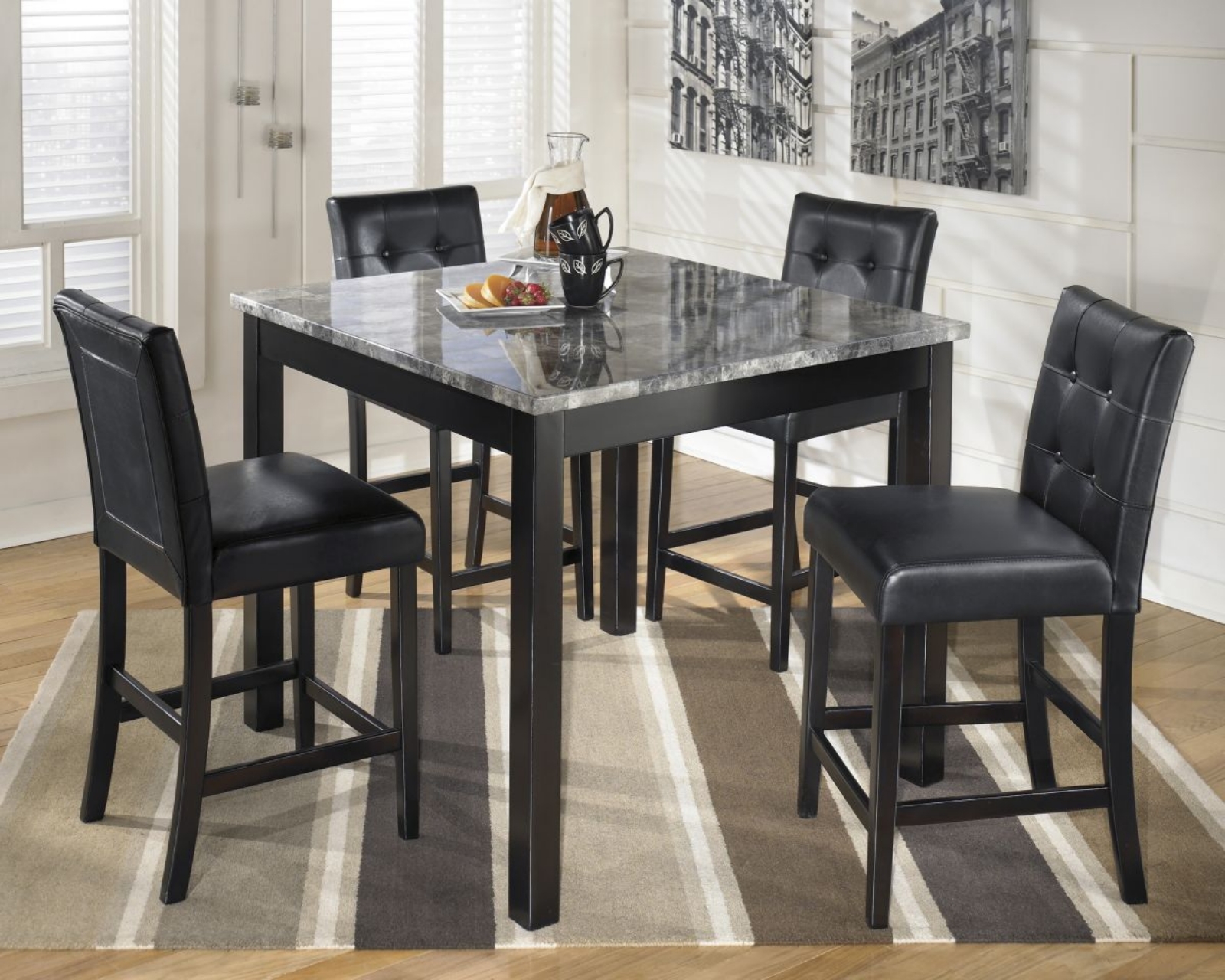 Maysville Counter Height Dining Table & 4 Stools
