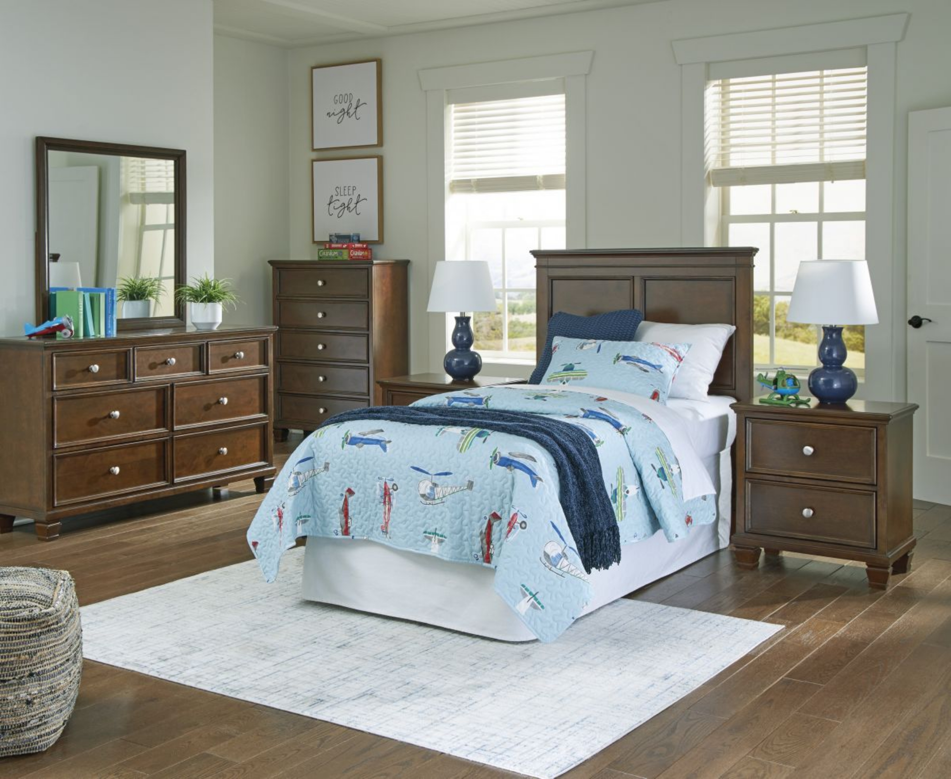 Danabrin Chest of Drawers