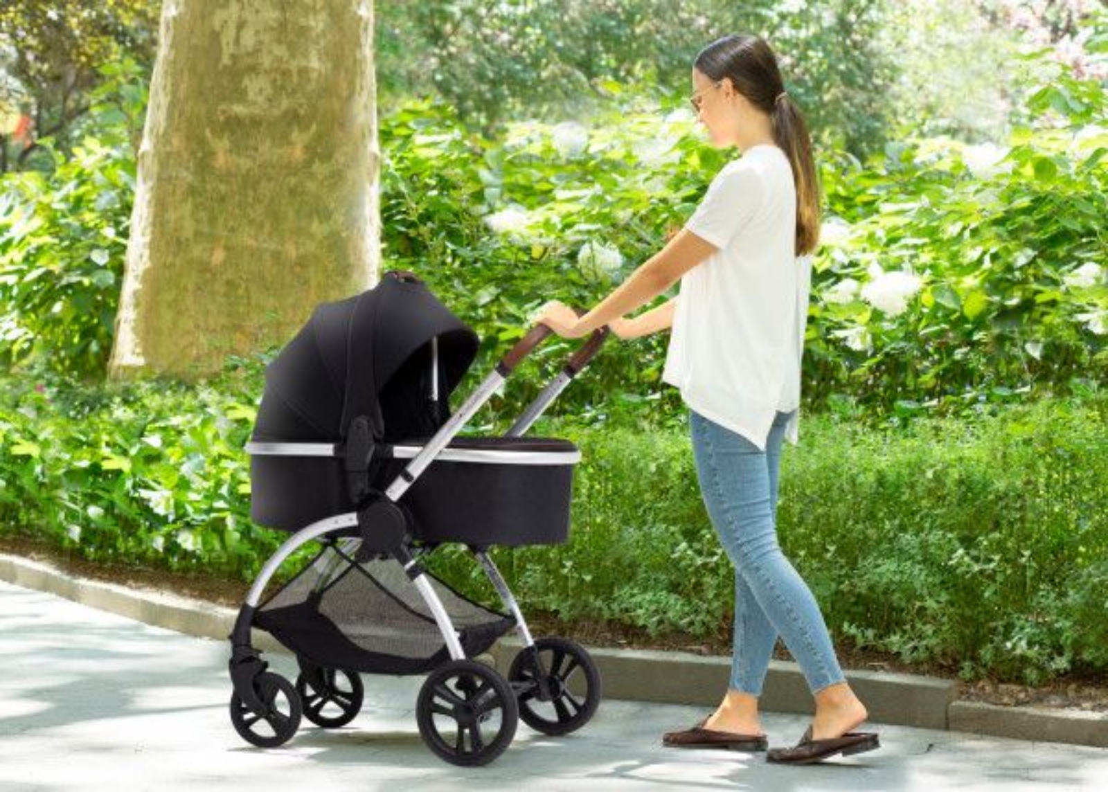 Revolve Reversible Stroller