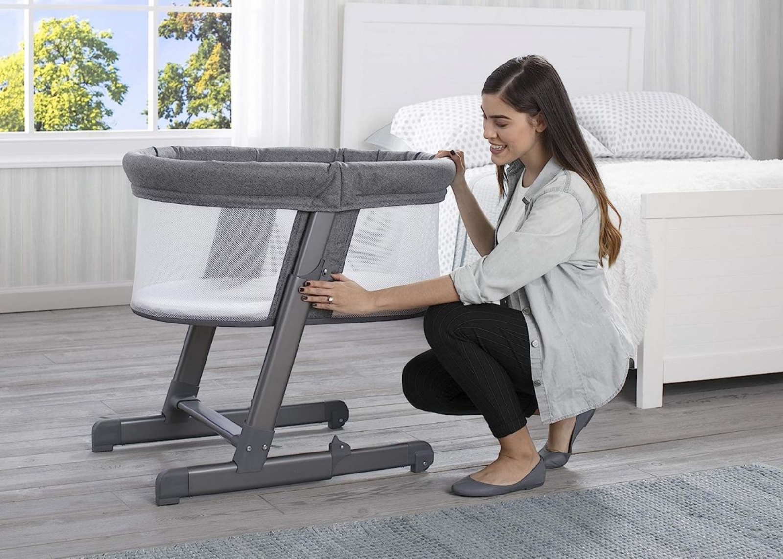 Oval City Bassinet