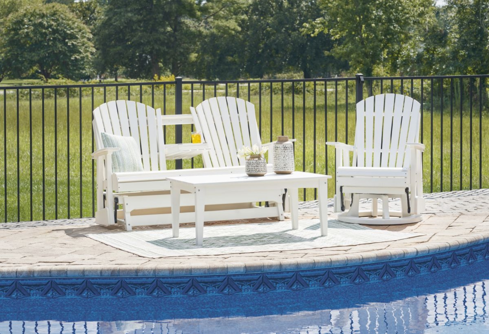 Hyland Wave Outdoor Chair