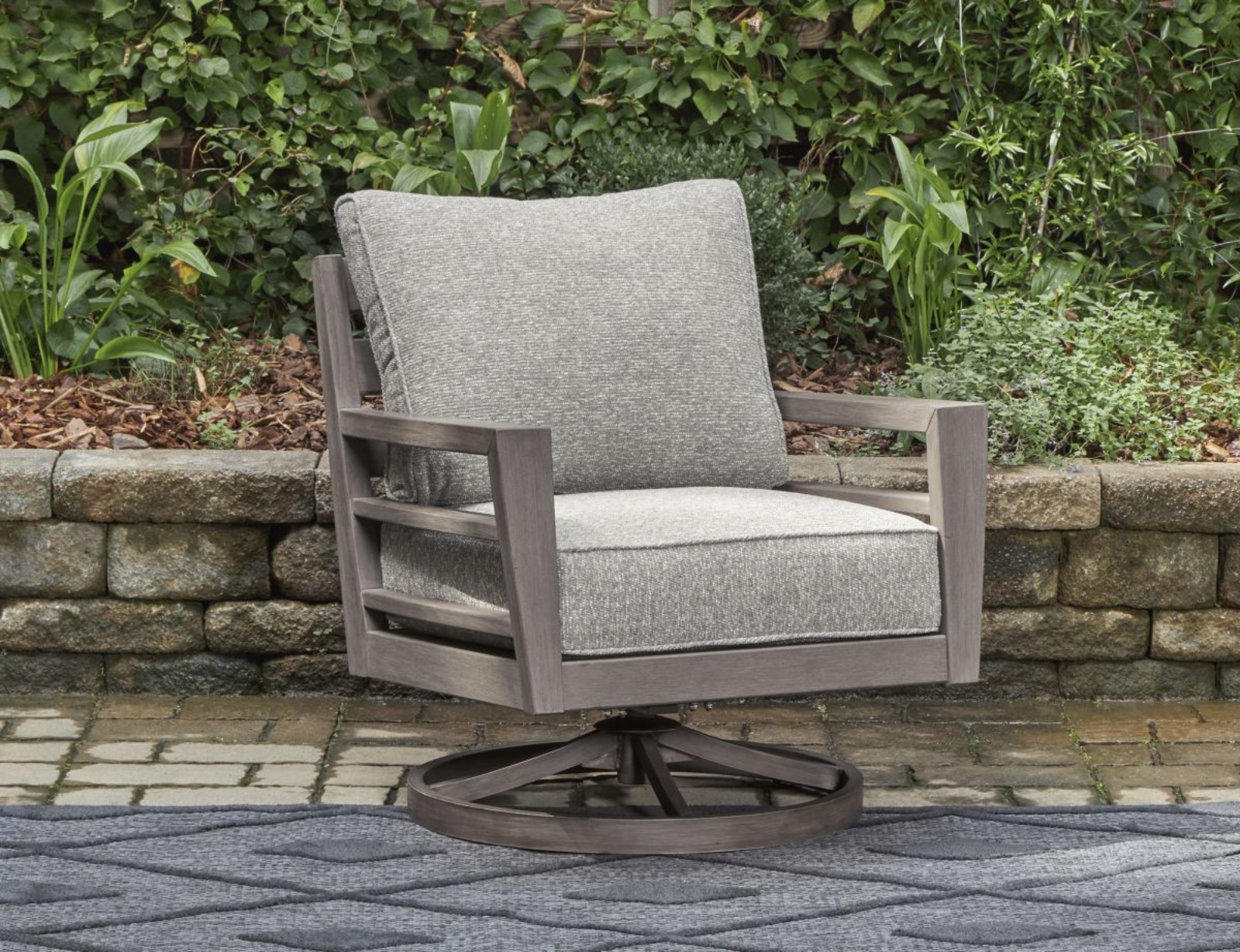 Hillside Barn Outdoor Chair