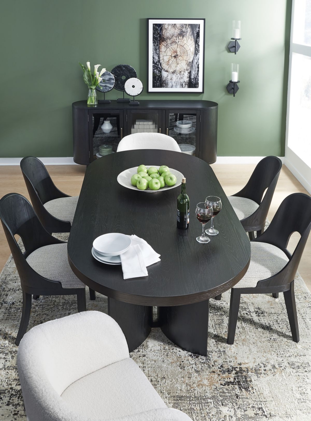 Rowanbeck Dining Table