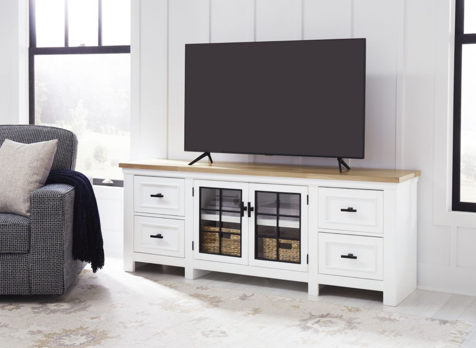 Ashbryn TV Stand