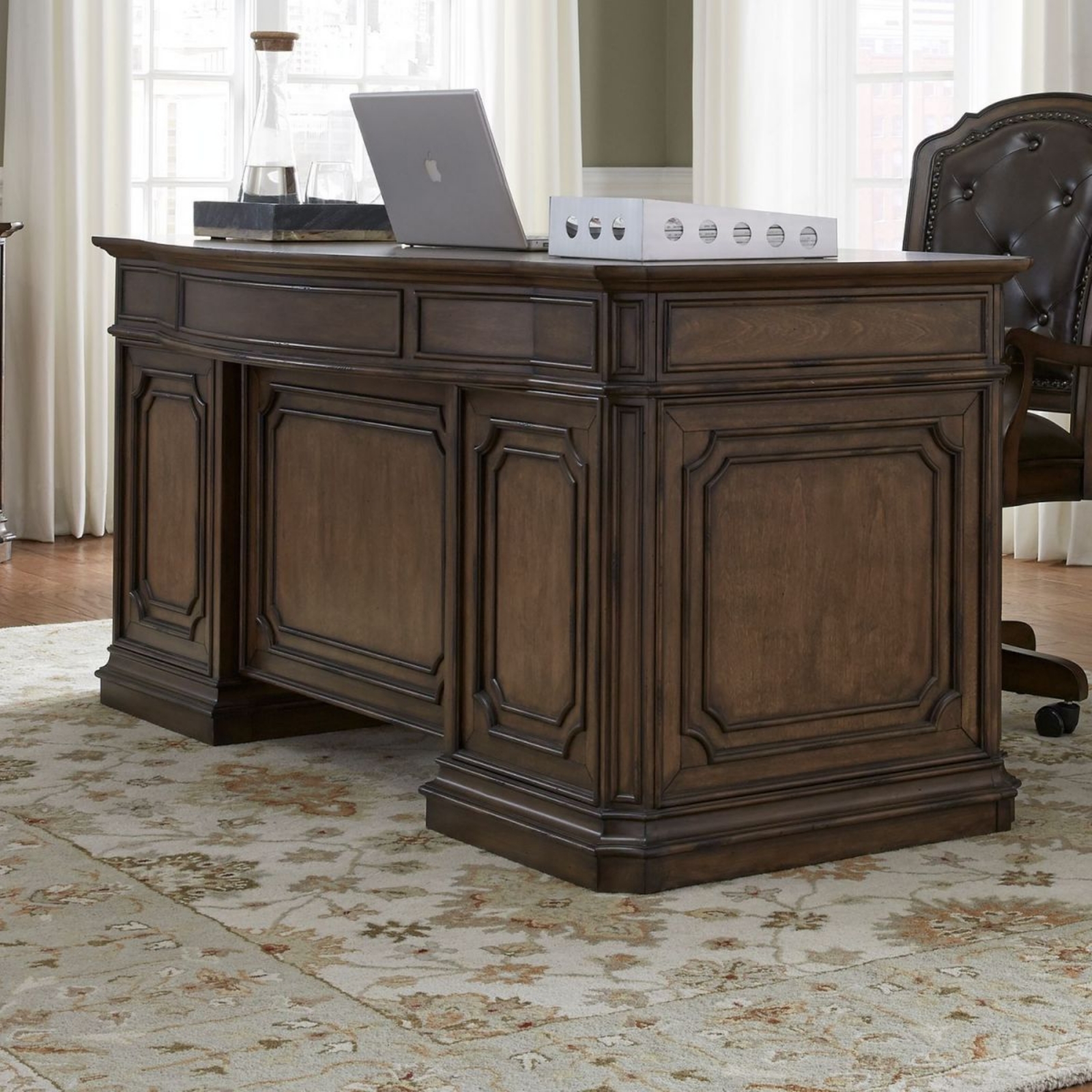 Amelia Desk